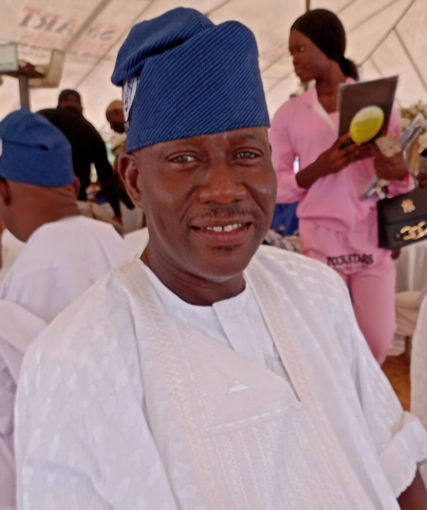 Epe Ogunmodede Club President, Omodele Ibrahim, Inspires Unity and ...